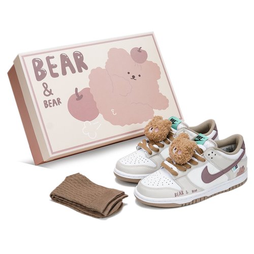 Nike Dunk Low 'Girl Series Little Bear' - 616722 | Solesense
