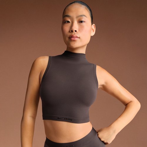 Nike SKIMS Vintage Seamless Mock-Neck Long-Line Bra 'Nskm Phoenix ...